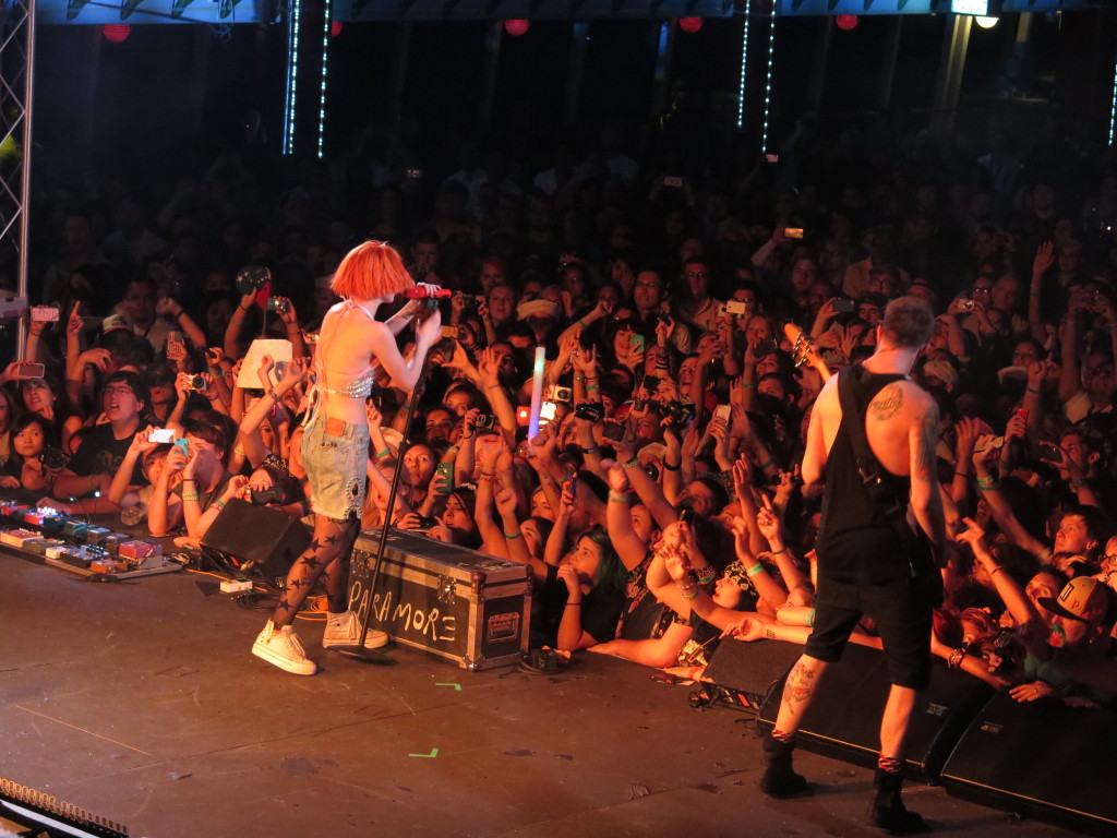 Paramore é vencedor do International Dance Music Awards 2015 ...